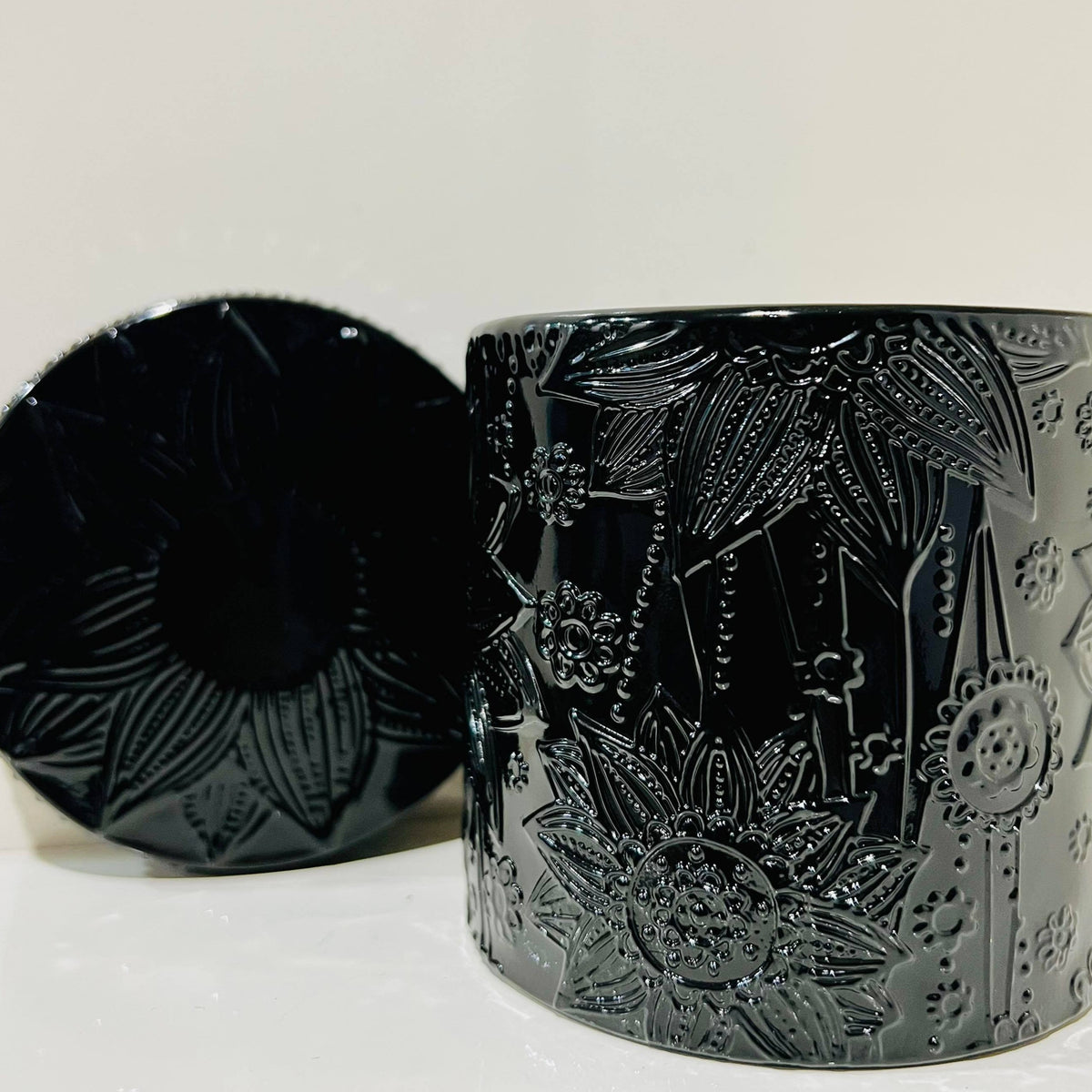 Ready Made Candle in Lotus Jar – Wholesale Candela Supplies